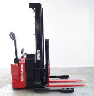 Raymond RSS 40 Pallet Stacker