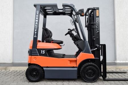 Toyota 7FB15 Forklift