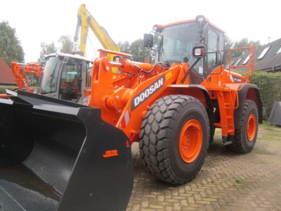 Doosan DL350-5 Wheel Loader