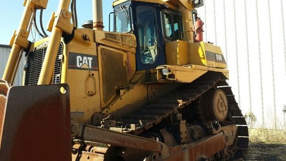 Caterpillar D9R Dozer