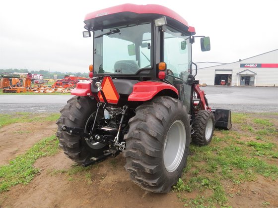 Case IH Farmall 55 Tractor