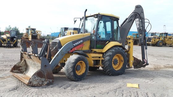 Volvo BL61 Backhoe Loader
