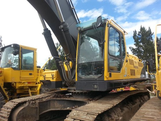 Volvo EC460 Excavator