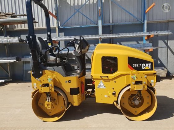Caterpillar CB-224D Compactor