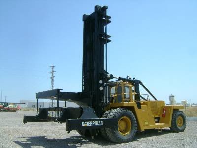 Caterpillar V900 Forklift
