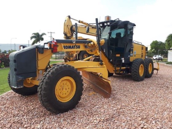 Komatsu GD555-5 Motor Grader