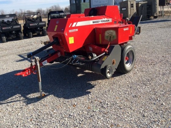 Massey Ferguson 1840 Baler