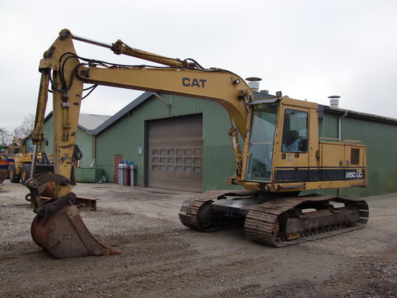 Caterpillar 215C LC Excavator