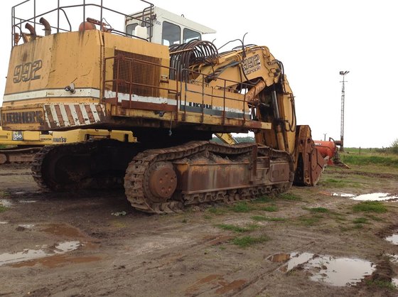 Liebherr R 992 Excavator