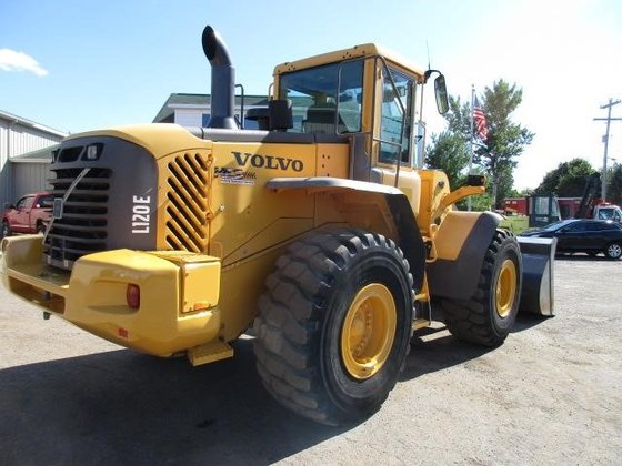 Volvo L 120 E Wheel Loader