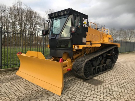 Caterpillar M105 Dozer