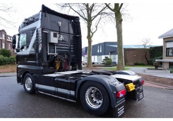 MAN TGX 18.540 Conventional truck