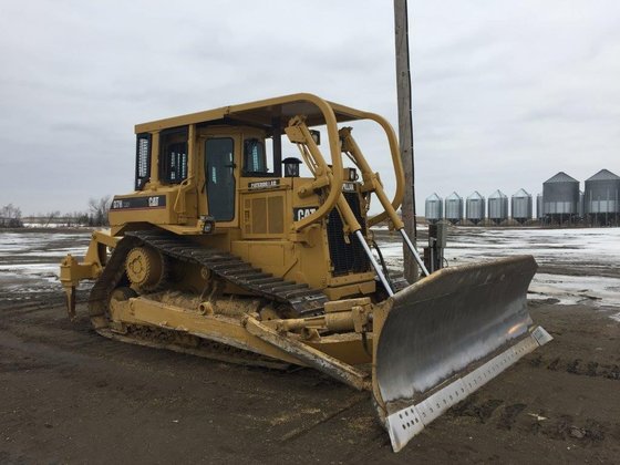 Caterpillar D7H LGP Dozer