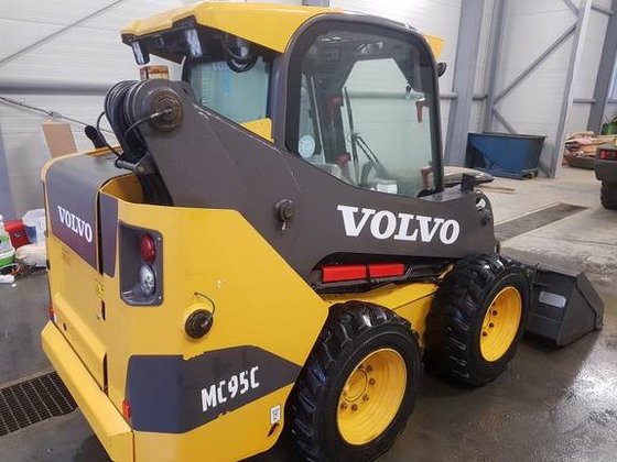 Volvo MC95C Skid Steer Loader