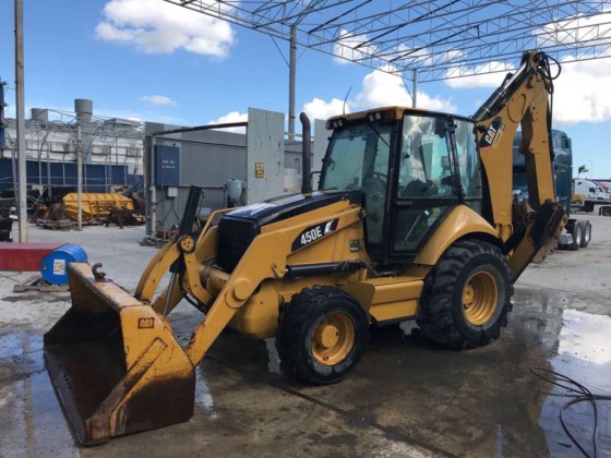 Caterpillar 450e Backhoe Loader