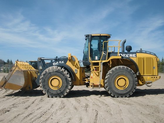John Deere 844 Wheel Loader