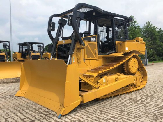 Caterpillar D6R2 Dozer