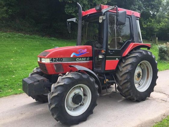 Case IH 4240 Tractor
