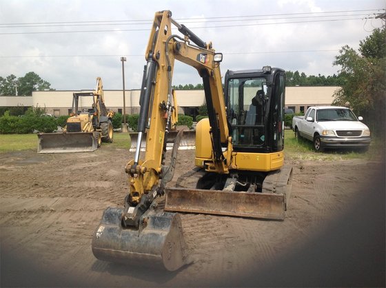 Caterpillar 305E CR Excavator