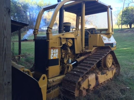Caterpillar D4H Dozer