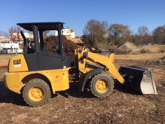 Caterpillar 904B Wheel Loader