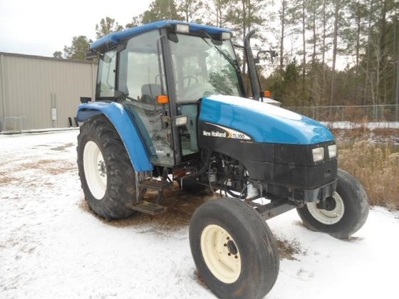New Holland TL100 Tractor