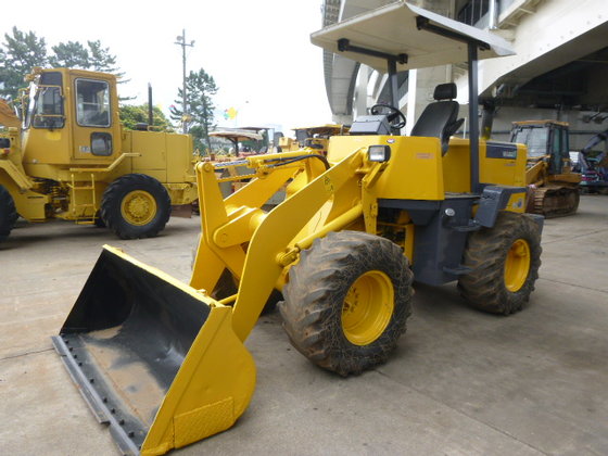 Komatsu WA80 Wheel Loader
