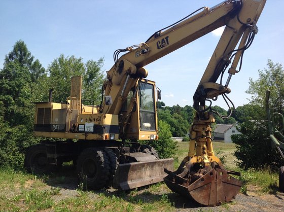 Caterpillar 206 Excavator