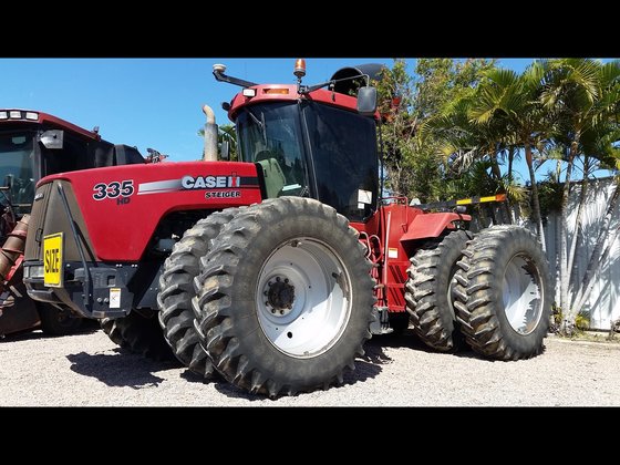 Case CE 335 Dump Truck
