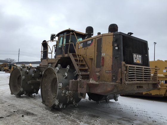 Caterpillar 836K Compactor
