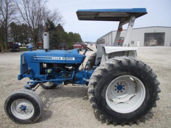Ford 5600 Tractor