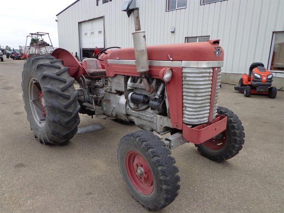 Massey Ferguson 85 Tractor