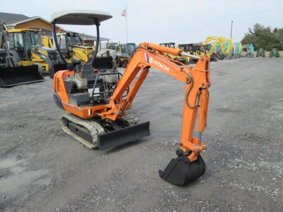 Hitachi EX12 Excavator