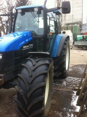 New Holland TS115 Tractor