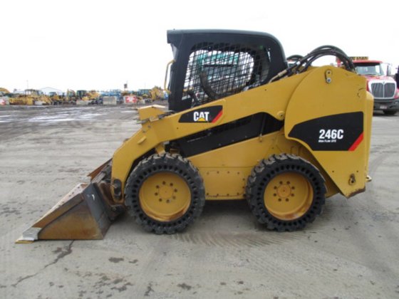 Caterpillar 246C Skid Steer Loader