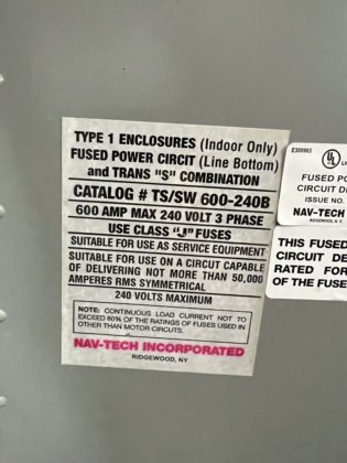 600 Amp 600V Fusible Disconnect CT Cabinet Meter Main Meter Socket ...