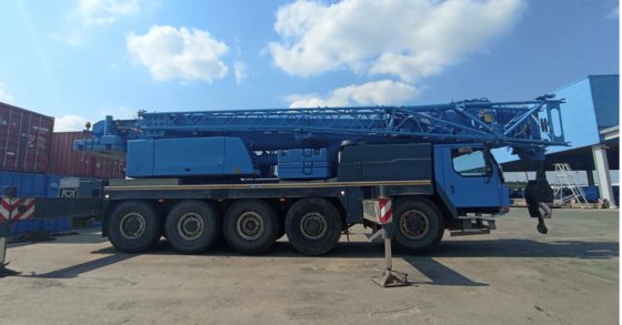 2009 LIEBHERR LTM 1100-5.2 - All-terrain cranes in Lombardy, Italy