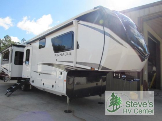 2025 Jayco Pinnacle 38KPTS in Lacombe, LA, USA
