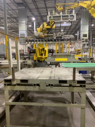 Fanuc Complete Dual Palletizing Cell in Harvey, LA, USA