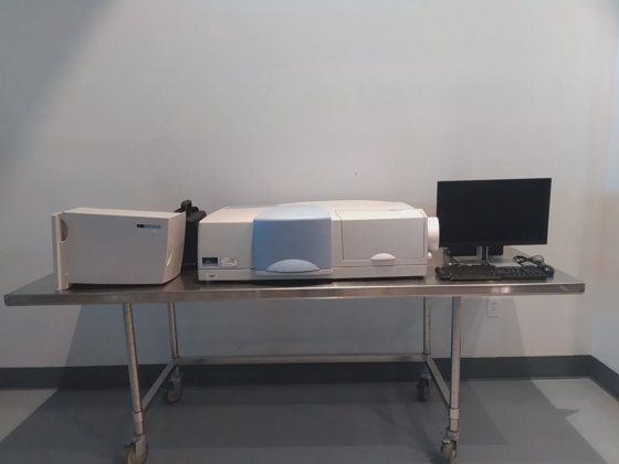 Perkin Elmer 950 UV-VIS-NIR Spectrophotometer w/ STD Detector and PC ...