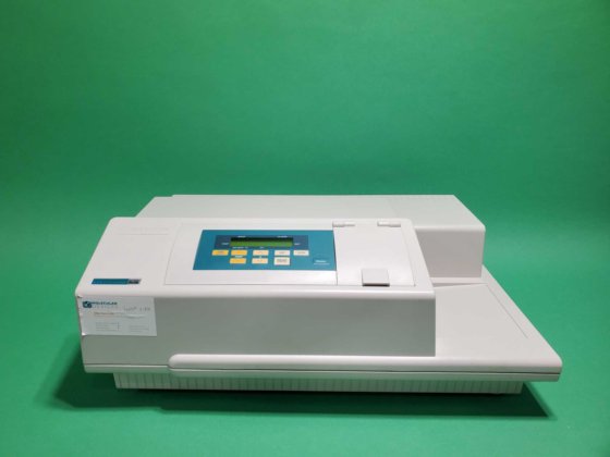 Molecular Devices SpectraMax Plus Microplate Reader in Jessup, MD, USA