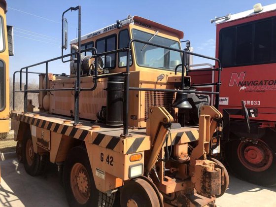 2004 Shuttlewagon 465Be - 32,000 lbs Tractive Effort Railcar Mover in ...