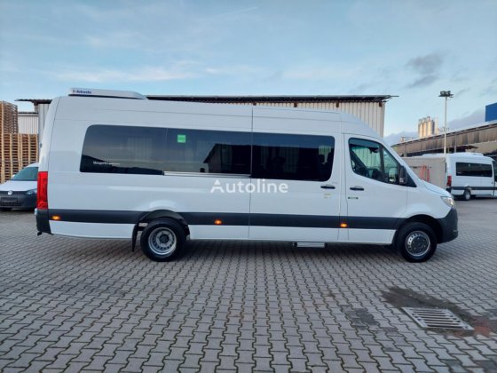 Gebraucht 2023 MERCEDES-BENZ 517 CDI Sprinter 19+1 Euro 6e sofort ...