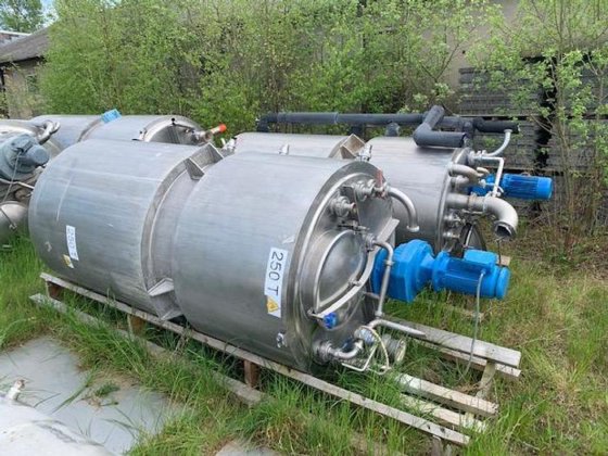 Process tank stainless steel 2400 liter. in Harndrup, Denmark