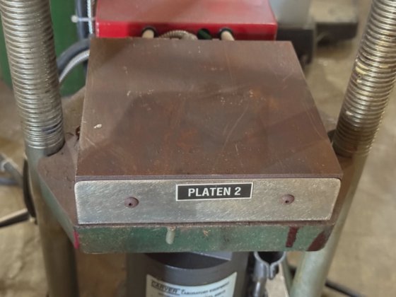 Carver Laboratory Press Model C with heated Platen plates and temp in ...