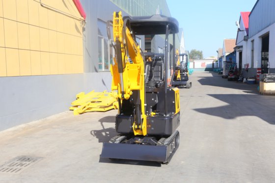 Chinese Factory mini digger Micro digger 1 ton Mini Excavator prices in ...