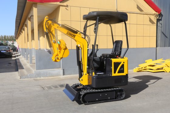 Chinese Factory mini digger Micro digger 1 ton Mini Excavator prices in ...