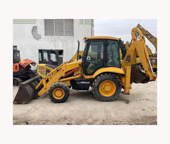2022 JCB 3cx backhoe loader in Shanghai, China