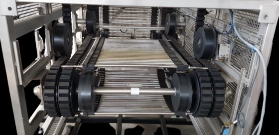 Nerak Z Vertical Conveyor 2500-750-650-350 Stainless Steel Food Safe in ...