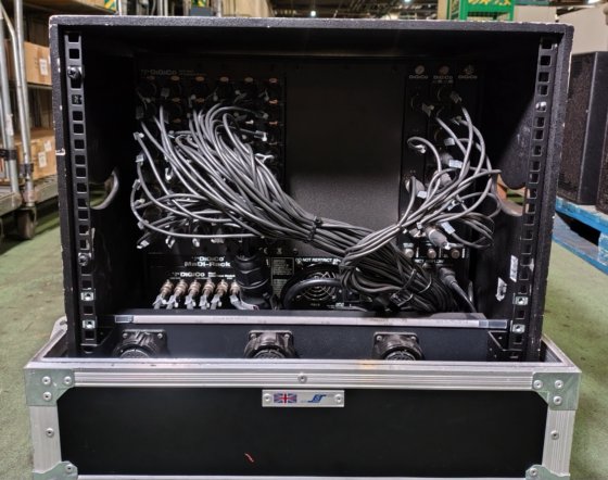 DiGiCo Madi-Rack 48/8 stage rack with Madi interface module and mobile ...